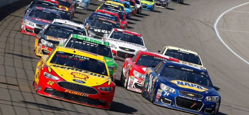 NASCAR DRIVES INTO DIGITAL TRANSFORMATION WITH OFFICE 365